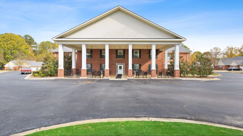 Senior Living Apartments: What Options Are There?